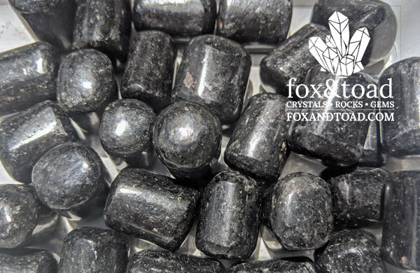 Coppernite Tumbled Stones – fox&toad